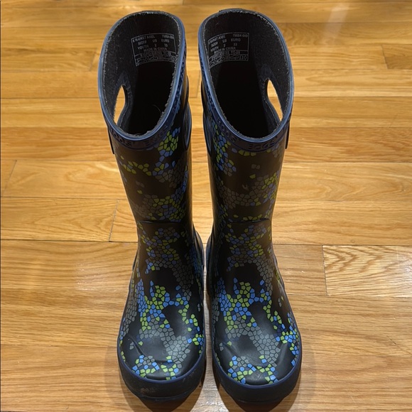 Bogs | Shoes | Bogs Boys Rain Boots Size 2 | Poshmark